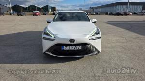 Balts Toyota Mirai 2023 Tallina, ar dzinēja tilpumu 0.00 L un nobraukumu 42 tūkst. km par 29999 €, foto 3 vietnē AUTOMOTO.COM.LV