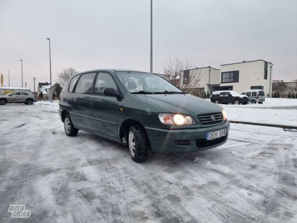 Toyota Picnic 1999 Kauņa, ar dzinēja tilpumu 2.20 L un nobraukumu 333 tūkst. km par 1950 €, foto 1 vietnē AUTOMOTO.COM.LV