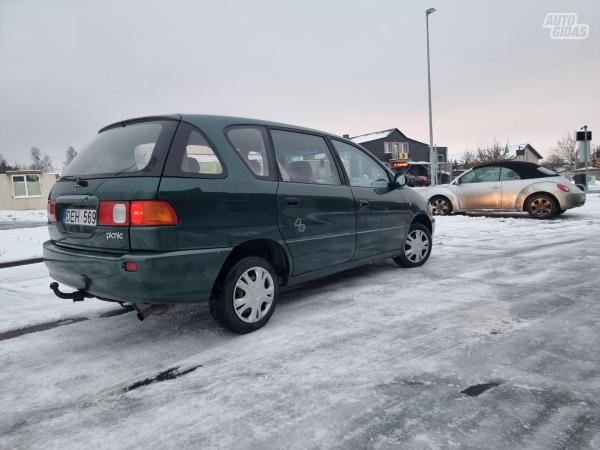 Toyota Picnic 1999 Kauņa, ar dzinēja tilpumu 2.20 L un nobraukumu 333 tūkst. km par 1950 €, foto 5 vietnē AUTOMOTO.COM.LV