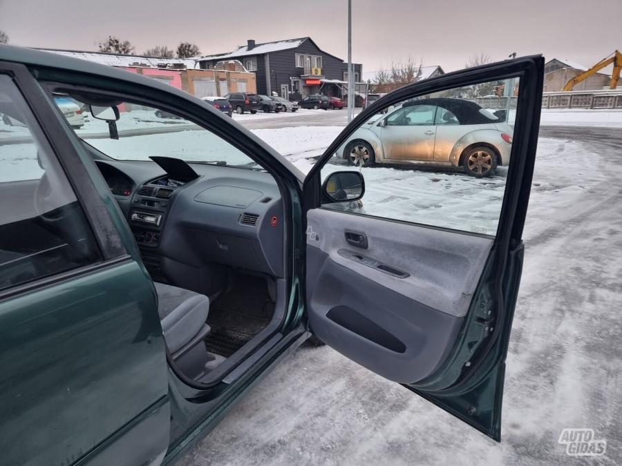 Toyota Picnic 1999 in Kaunas, with an engine capacity of 2.20 L and mileage of 333 thousand km for 1950 €, photo 19 on AUTOMOTO.COM.LV