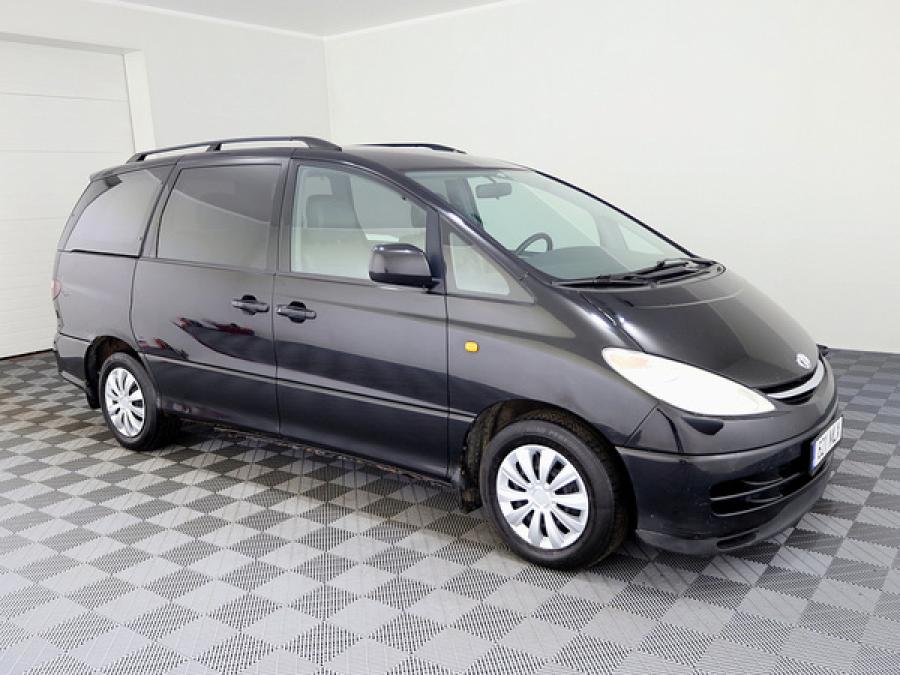 Black Toyota Previa 2003 in Tallinn, with an engine capacity of 2.40 L and mileage of 283 thousand km for 1099 €, photo 1 on AUTOMOTO.COM.LV