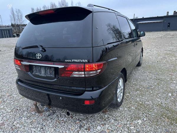 Black Toyota Previa 2004 in Valga, with an engine capacity of 2.40 L and mileage of 290 thousand km for 2600 €, photo 5 on AUTOMOTO.COM.LV