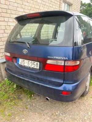 Zils Toyota Previa 2002 Rīga, ar dzinēja tilpumu 2.00 L un nobraukumu 400 tūkst. km par 750 €, foto 8 vietnē AUTOMOTO.COM.LV