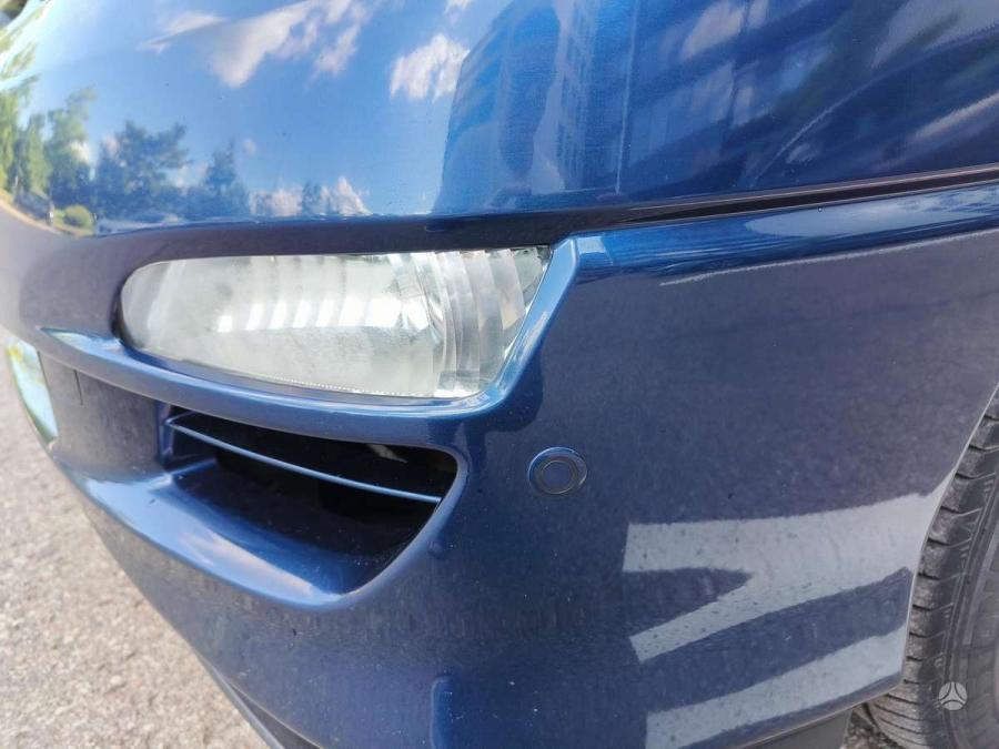 Zils Toyota Previa 2005 Viļņa, ar dzinēja tilpumu 2.36 L un nobraukumu 317 tūkst. km par 2999 €, foto 28 vietnē AUTOMOTO.COM.LV