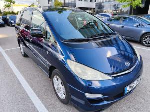 Zils Toyota Previa 2005 Viļņa, ar dzinēja tilpumu 2.36 L un nobraukumu 317 tūkst. km par 2999 €, foto 33 vietnē AUTOMOTO.COM.LV