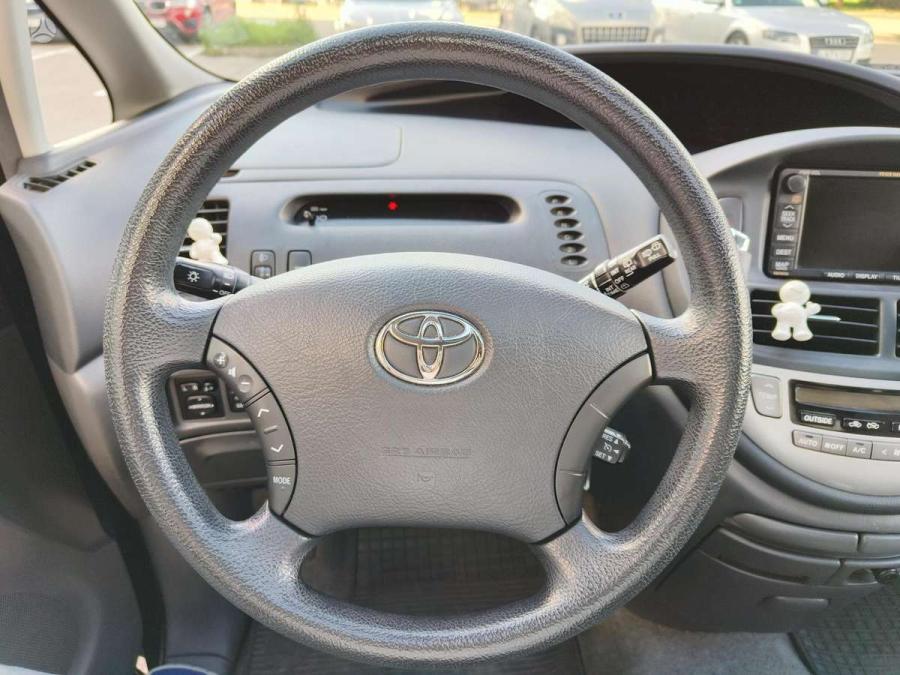 Zils Toyota Previa 2005 Viļņa, ar dzinēja tilpumu 2.36 L un nobraukumu 317 tūkst. km par 2999 €, foto 35 vietnē AUTOMOTO.COM.LV