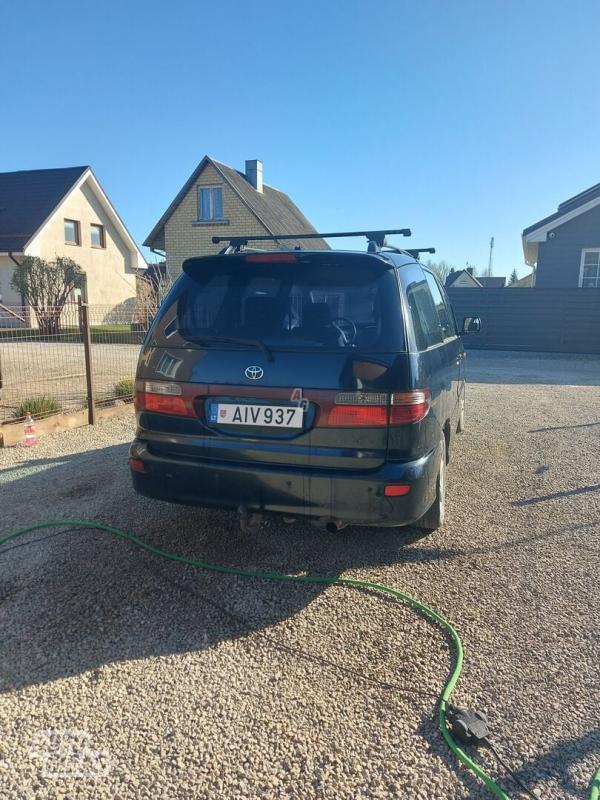 Toyota Previa 2001 in Siauliai, with an engine capacity of 2.00 L and mileage of 360 thousand km for 650 €, photo 2 on AUTOMOTO.COM.LV