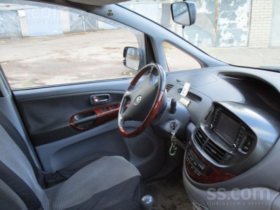 Зеленый Тойота Превиа 2001 в Рига, объемом двигателя 2.00 л и пробегом 309 тыс. км за 2000 €, фото 11 на AUTOMOTO.COM.LV