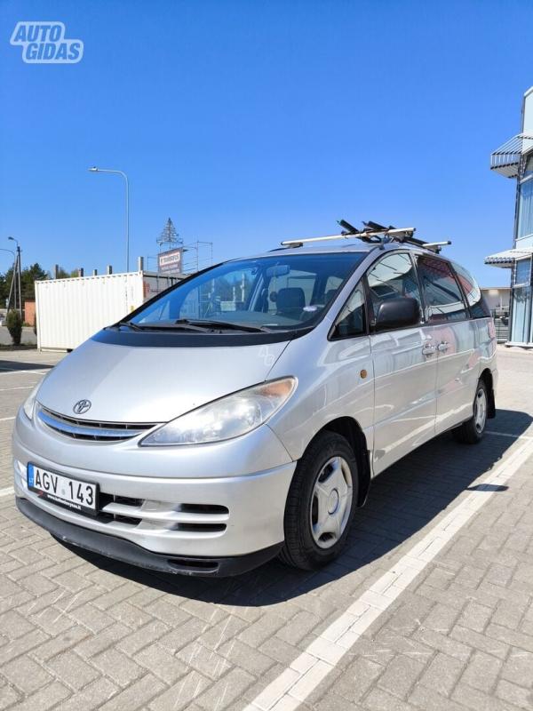 Grey Toyota Previa 2000 in Panevezys, with an engine capacity of 2.40 L and mileage of 400 thousand km for 2500 €, photo 2 on AUTOMOTO.COM.LV