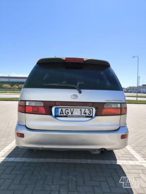 Grey Toyota Previa 2000 in Panevezys, with an engine capacity of 2.40 L and mileage of 400 thousand km for 2500 €, photo 7 on AUTOMOTO.COM.LV