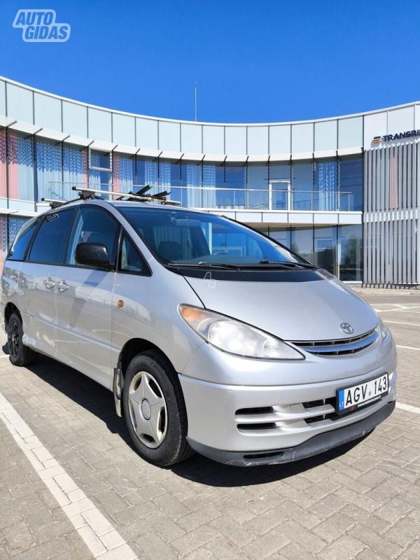 Grey Toyota Previa 2000 in Panevezys, with an engine capacity of 2.40 L and mileage of 400 thousand km for 2500 €, photo 9 on AUTOMOTO.COM.LV