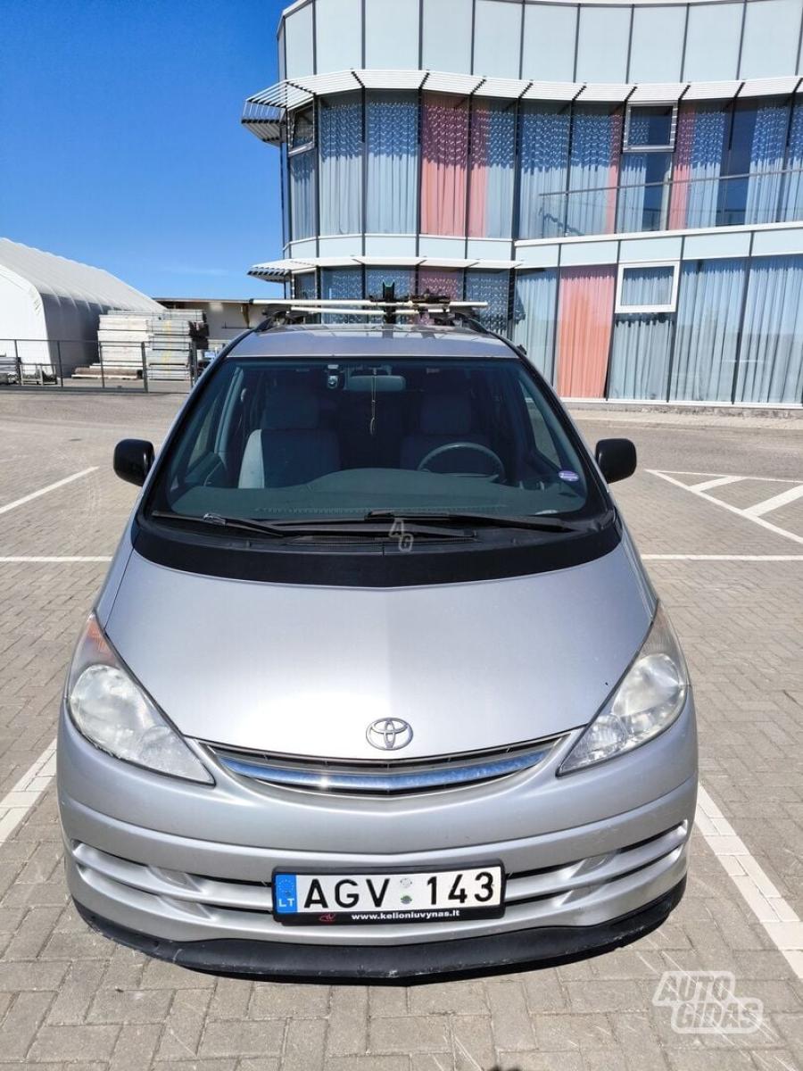 Grey Toyota Previa 2000 in Panevezys, with an engine capacity of 2.40 L and mileage of 400 thousand km for 2500 €, photo 11 on AUTOMOTO.COM.LV