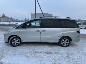 Grey Toyota Previa 2001 in Marijampole, with an engine capacity of 2.00 L and mileage of 278 thousand km for 2650 €, photo 4 on AUTOMOTO.COM.LV