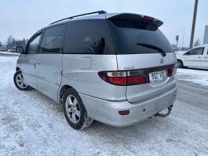 Grey Toyota Previa 2001 in Marijampole, with an engine capacity of 2.00 L and mileage of 278 thousand km for 2650 €, photo 5 on AUTOMOTO.COM.LV