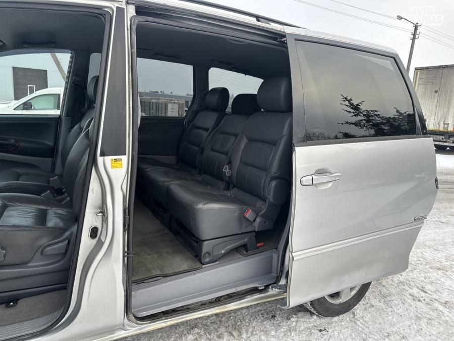 Grey Toyota Previa 2001 in Marijampole, with an engine capacity of 2.00 L and mileage of 278 thousand km for 2650 €, photo 25 on AUTOMOTO.COM.LV