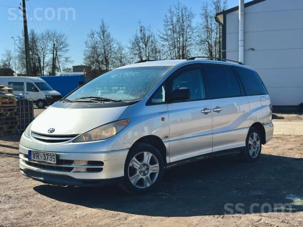 Grey Toyota Previa 2002 in Ogre, with an engine capacity of 2.00 L and mileage of 412 thousand km for 1100 €, photo 1 on AUTOMOTO.COM.LV