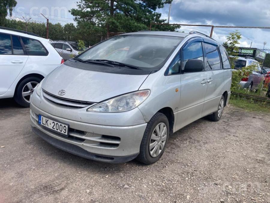 Grey Toyota Previa 2003 in Riga, with an engine capacity of 2.00 L and mileage of 0 thousand km for 920 €, photo 1 on AUTOMOTO.COM.LV
