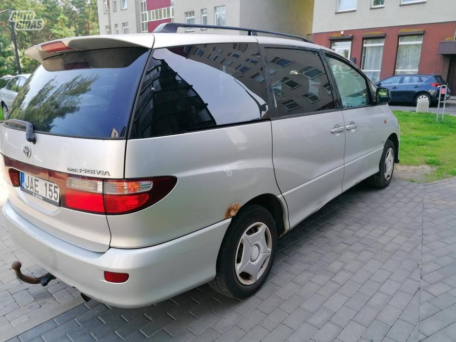 Pelēks Toyota Previa 2003 Viļņa, ar dzinēja tilpumu 2.00 L un nobraukumu 317 tūkst. km par 950 €, foto 6 vietnē AUTOMOTO.COM.LV