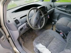 Pelēks Toyota Previa 2003 Viļņa, ar dzinēja tilpumu 2.00 L un nobraukumu 317 tūkst. km par 950 €, foto 14 vietnē AUTOMOTO.COM.LV