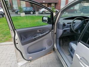 Pelēks Toyota Previa 2003 Viļņa, ar dzinēja tilpumu 2.00 L un nobraukumu 317 tūkst. km par 950 €, foto 17 vietnē AUTOMOTO.COM.LV