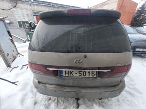Grey Toyota Previa 2004 in Riga, with an engine capacity of 2.00 L and mileage of 520 thousand km for 700 €, photo 4 on AUTOMOTO.COM.LV