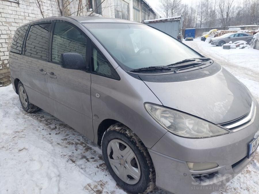 Grey Toyota Previa 2004 in Riga, with an engine capacity of 2.00 L and mileage of 520 thousand km for 700 €, photo 6 on AUTOMOTO.COM.LV