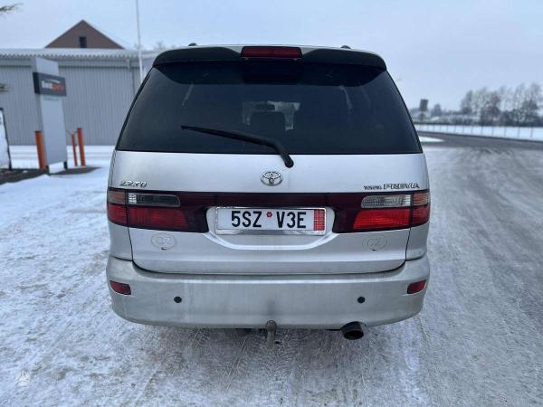Grey Toyota Previa 2004 in Marijampole, with an engine capacity of 2.00 L and mileage of 270 thousand km for 2599 €, photo 6 on AUTOMOTO.COM.LV