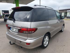 Grey Toyota Previa 2004 in Kaunas, with an engine capacity of 2.00 L and mileage of 400 thousand km for 1450 €, photo 3 on AUTOMOTO.COM.LV