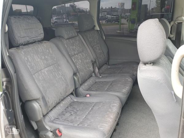 Pelēks Toyota Previa 2004 Kauņa, ar dzinēja tilpumu 2.00 L un nobraukumu 400 tūkst. km par 1450 €, foto 7 vietnē AUTOMOTO.COM.LV