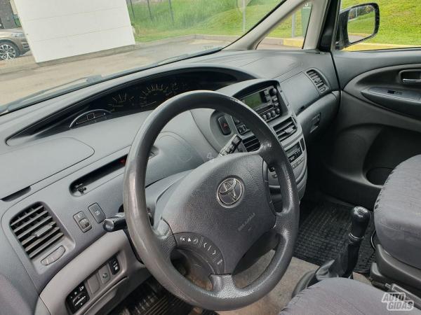 Pelēks Toyota Previa 2004 Kauņa, ar dzinēja tilpumu 2.00 L un nobraukumu 400 tūkst. km par 1450 €, foto 9 vietnē AUTOMOTO.COM.LV