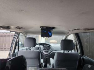 Pelēks Toyota Previa 2004 Viļņa, ar dzinēja tilpumu 2.00 L un nobraukumu 221 tūkst. km par 3200 €, foto 3 vietnē AUTOMOTO.COM.LV