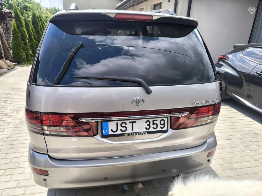 Pelēks Toyota Previa 2004 Viļņa, ar dzinēja tilpumu 2.00 L un nobraukumu 221 tūkst. km par 3200 €, foto 9 vietnē AUTOMOTO.COM.LV
