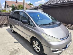 Pelēks Toyota Previa 2004 Viļņa, ar dzinēja tilpumu 2.00 L un nobraukumu 221 tūkst. km par 3200 €, foto 16 vietnē AUTOMOTO.COM.LV