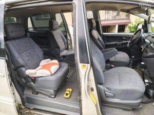 Grey Toyota Previa 2004 in Vilnius, with an engine capacity of 2.00 L and mileage of 360 thousand km for 1500 €, photo 4 on AUTOMOTO.COM.LV
