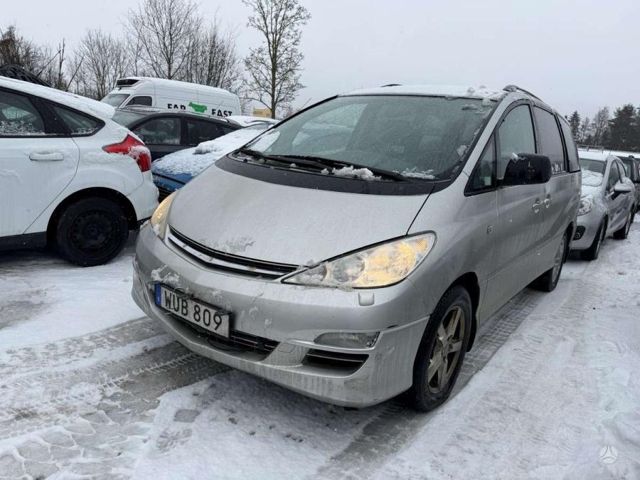 Grey Toyota Previa 2005 in Kaunas, with an engine capacity of 2.36 L and mileage of 351 thousand km for 1650 €, photo 3 on AUTOMOTO.COM.LV