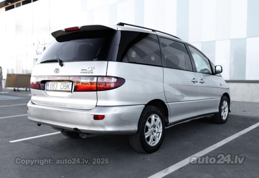 Grey Toyota Previa 2001 in Tallinn, with an engine capacity of 2.00 L and mileage of 262 thousand km for 2499 €, photo 6 on AUTOMOTO.COM.LV