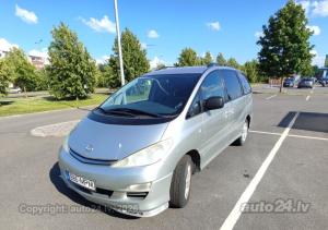 Pelēks Toyota Previa 2003 Tallina, ar dzinēja tilpumu 2.00 L un nobraukumu 264 tūkst. km par 2200 €, foto 4 vietnē AUTOMOTO.COM.LV