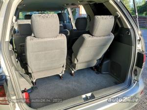 Grey Toyota Previa 2003 in Tallinn, with an engine capacity of 2.00 L and mileage of 264 thousand km for 2200 €, photo 15 on AUTOMOTO.COM.LV