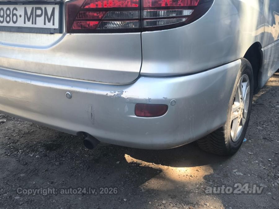 Grey Toyota Previa 2003 in Tallinn, with an engine capacity of 2.00 L and mileage of 264 thousand km for 2200 €, photo 20 on AUTOMOTO.COM.LV