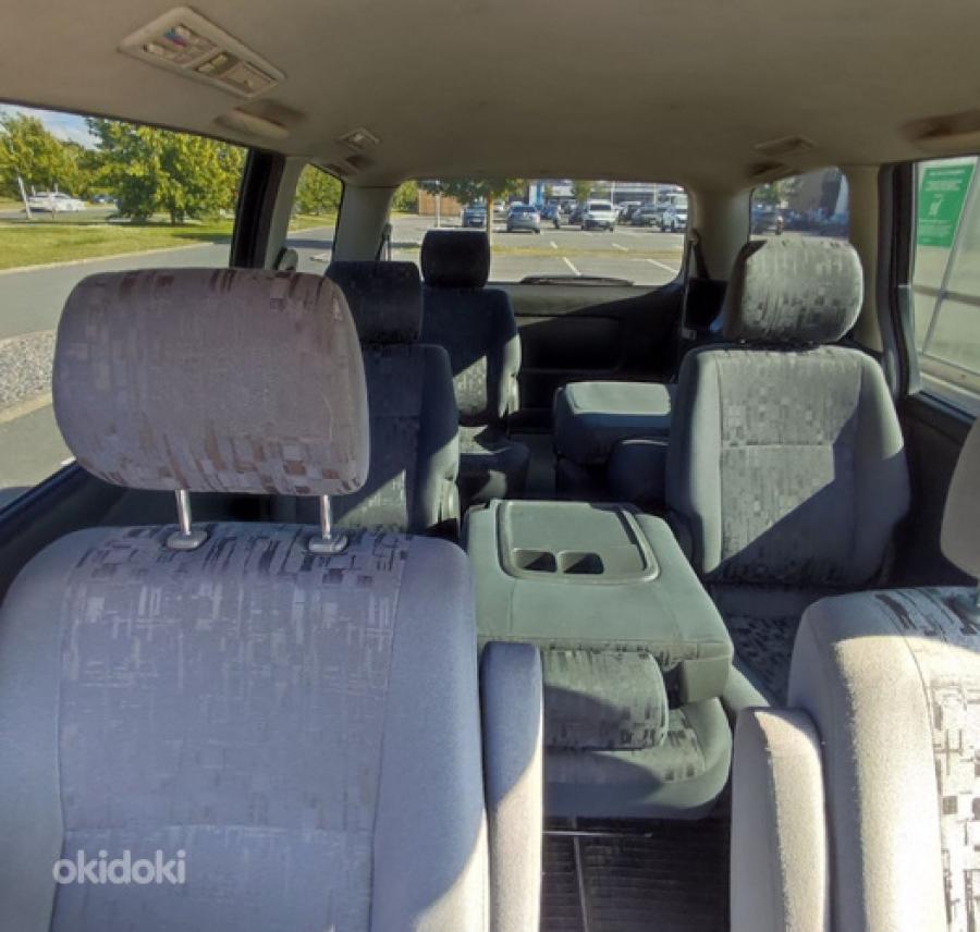 Toyota Previa 2003 in Tallinn, with an engine capacity of 2.00 L and mileage of 260 thousand km for 2300 €, photo 8 on AUTOMOTO.COM.LV
