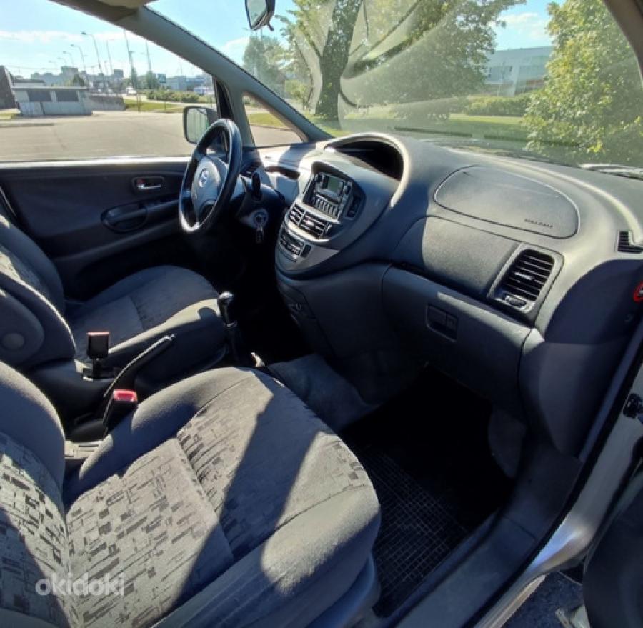 Toyota Previa 2003 in Tallinn, with an engine capacity of 2.00 L and mileage of 260 thousand km for 2300 €, photo 9 on AUTOMOTO.COM.LV