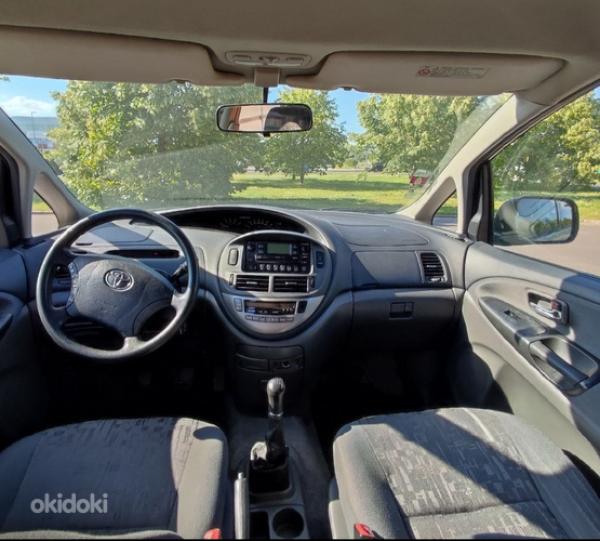Toyota Previa 2003 in Tallinn, with an engine capacity of 2.00 L and mileage of 260 thousand km for 2300 €, photo 10 on AUTOMOTO.COM.LV