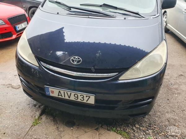 Toyota Previa 2001 Šauļi, ar dzinēja tilpumu 2.00 L un nobraukumu 300 tūkst. km par 450 €, foto 1 vietnē AUTOMOTO.COM.LV