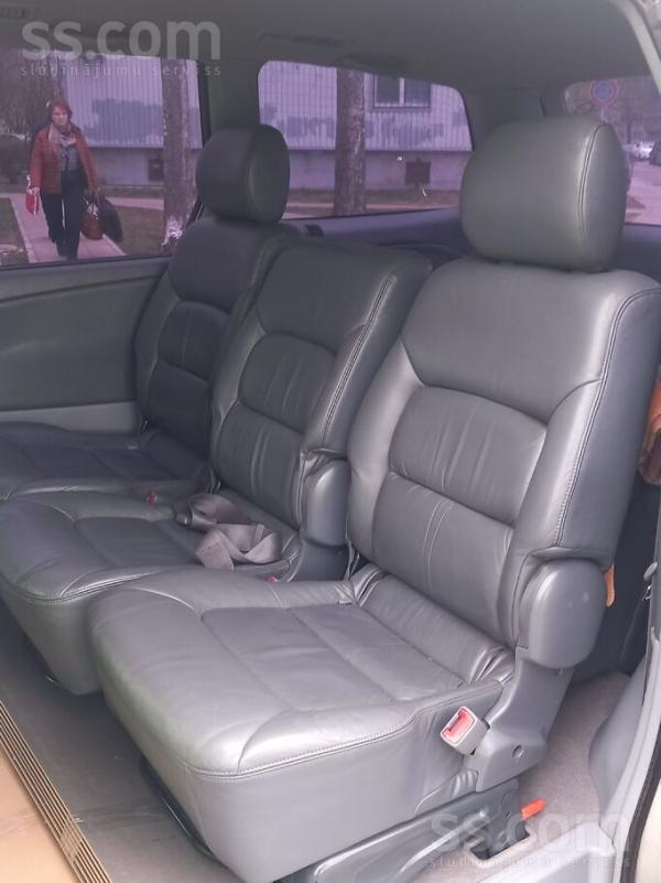 Toyota Previa 2002 Rīga, ar dzinēja tilpumu 2.00 L un nobraukumu 375 tūkst. km par 1000 €, foto 5 vietnē AUTOMOTO.COM.LV