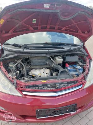 Toyota Previa 2004 in Marijampole, with an engine capacity of 2.40 L and mileage of 280 thousand km for 2750 €, photo 12 on AUTOMOTO.COM.LV