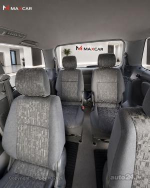 Toyota Previa 2003 in Tallinn, with an engine capacity of 2.00 L and mileage of 297 thousand km for 2499 €, photo 7 on AUTOMOTO.COM.LV