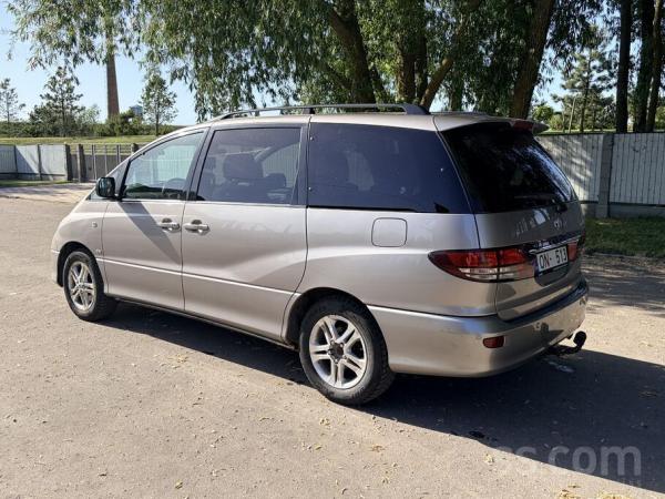 Dzeltens Toyota Previa 2005 Liepāja, ar dzinēja tilpumu 2.00 L un nobraukumu 237 tūkst. km par 1500 €, foto 3 vietnē AUTOMOTO.COM.LV
