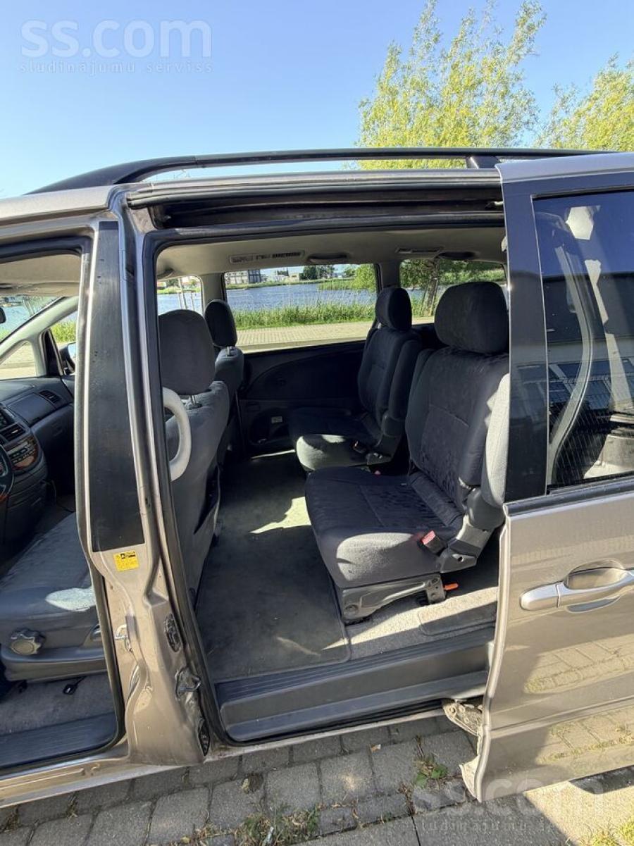 Dzeltens Toyota Previa 2005 Liepāja, ar dzinēja tilpumu 2.00 L un nobraukumu 237 tūkst. km par 1500 €, foto 13 vietnē AUTOMOTO.COM.LV