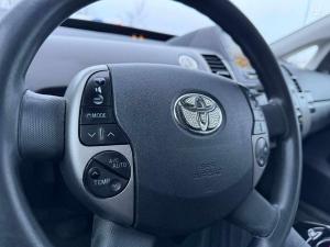 Melns Toyota Prius 2005 Viļņa, ar dzinēja tilpumu 1.50 L un nobraukumu 255 tūkst. km par 3000 €, foto 13 vietnē AUTOMOTO.COM.LV