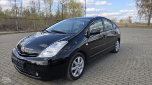 Melns Toyota Prius 2005 Marijampole, ar dzinēja tilpumu 1.50 L un nobraukumu 218 tūkst. km par 3250 €, foto 3 vietnē AUTOMOTO.COM.LV
